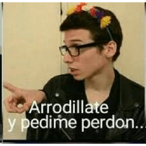 Arrodillate y pedime perdon.. Sticker de WhatsApp - DescargarStickers
